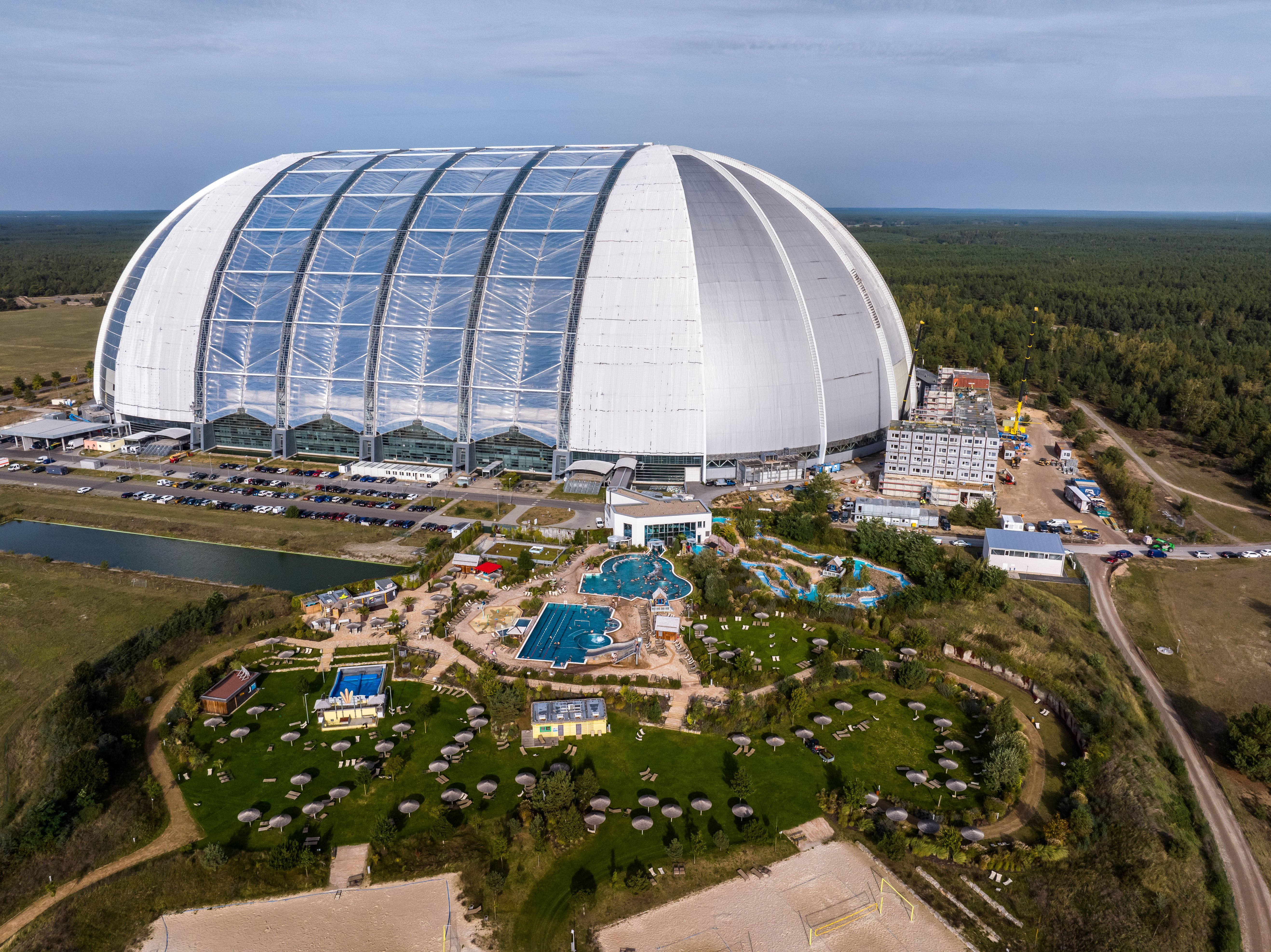 Say Aloha to the OHANA Lodges in Germany's Premier Water Park & Resort ...
